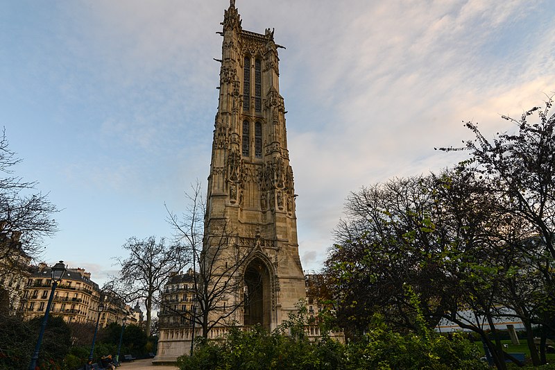 Tour Saint-Jacques: z widokiem na Paryż - MuzeOn