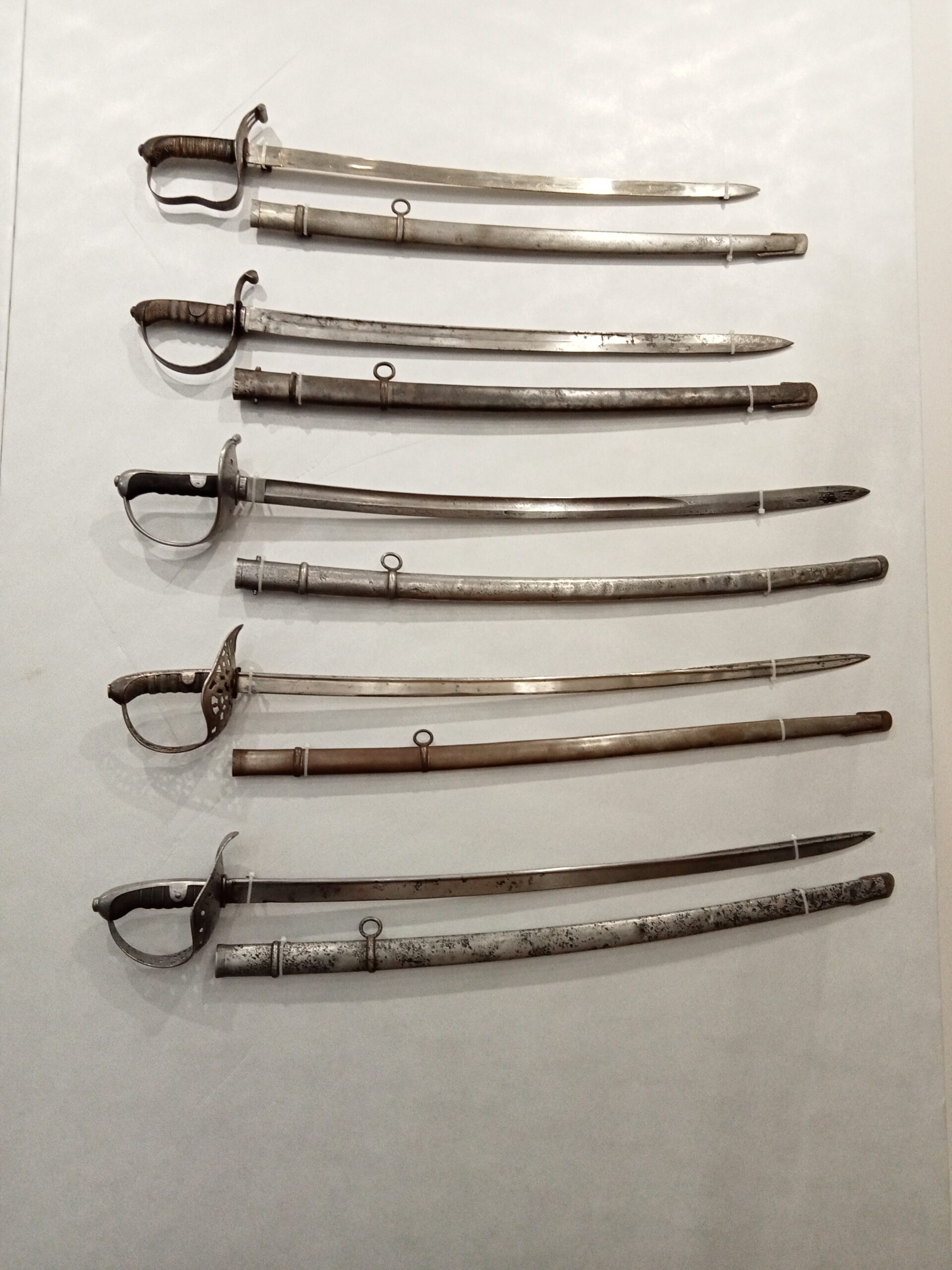 Broń biała Wojska Polskiego 1914–1945 ze zbiorów pilskich kolekcjonerów ...